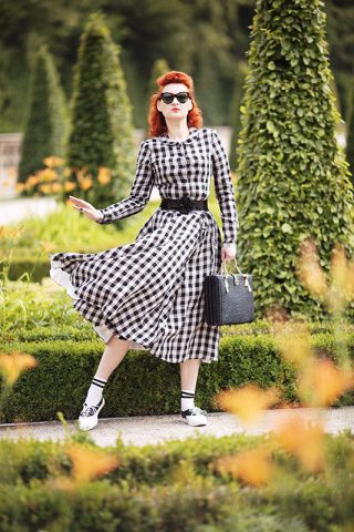 How to Wear Gingham Vintage Style - It's Beyond My Control