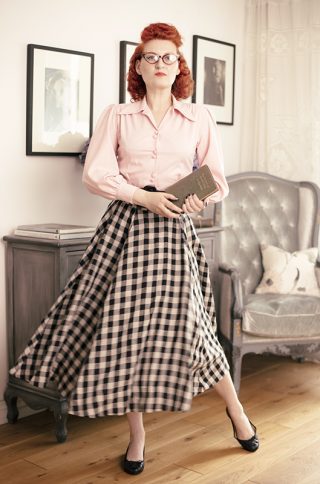 How to Wear Gingham Vintage Style - It's Beyond My Control