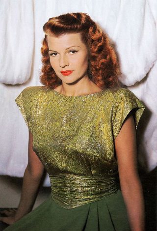 Best Red Lipsticks for a Glamorous Vintage Look - It's Beyond My Control